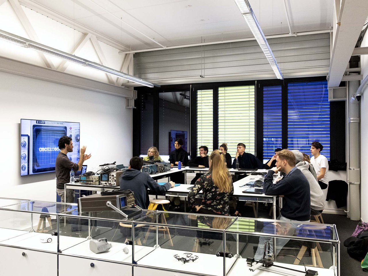 Bachelor Media & Interaction Design — Bachelor — Courses & research — ECAL