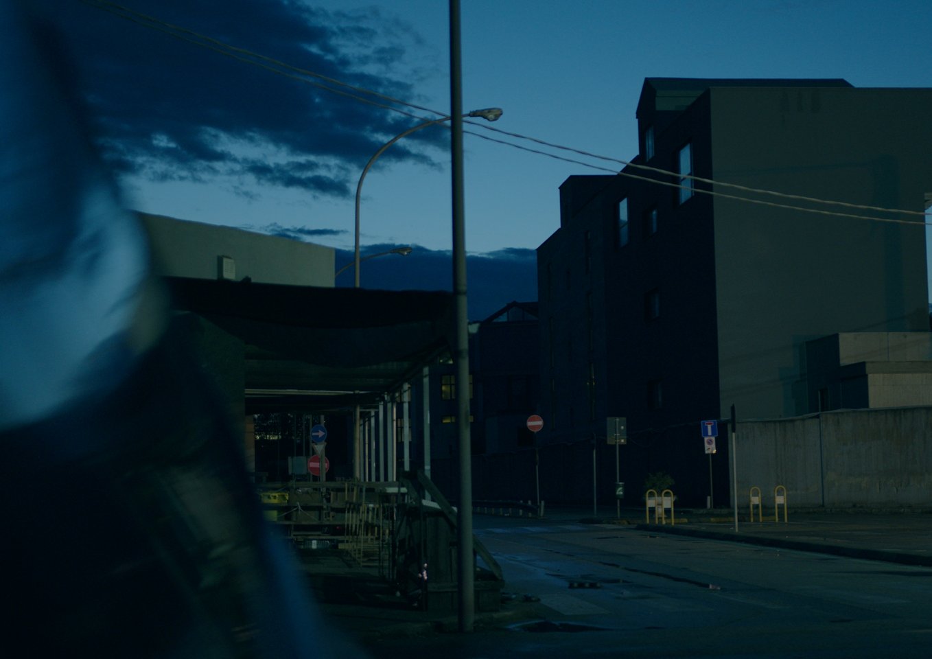 ZONA DI SACRIFICIO - Projects - ECAL