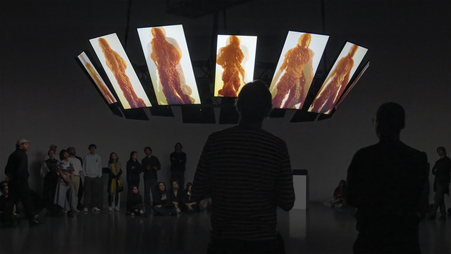 SYNC SCREEN - Projects - ECAL