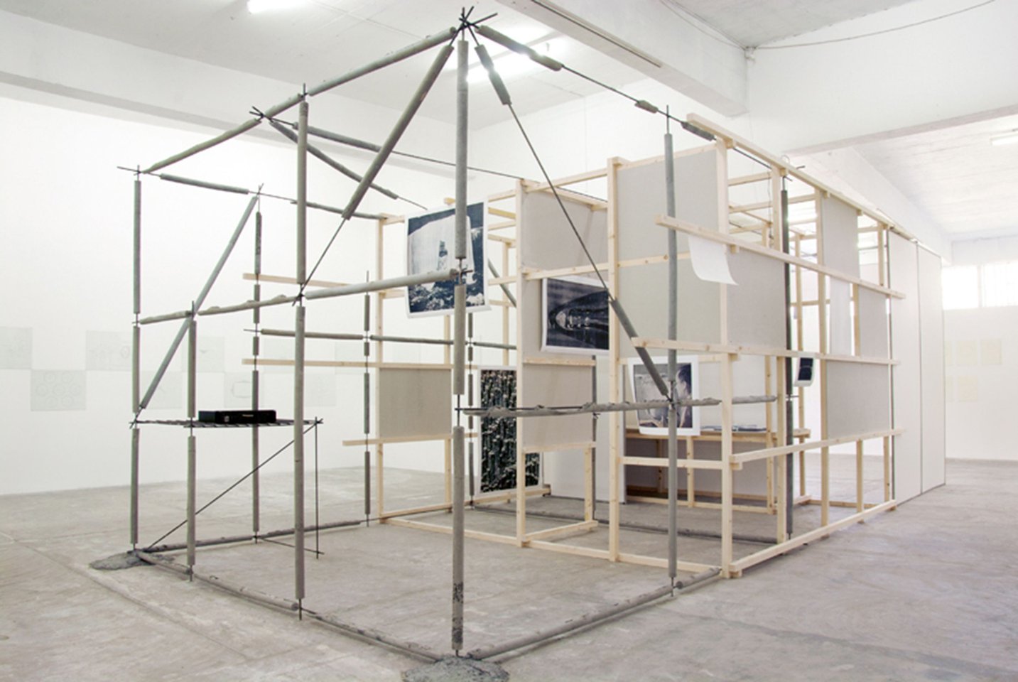 Atrocity Exhibition - Projets - ECAL