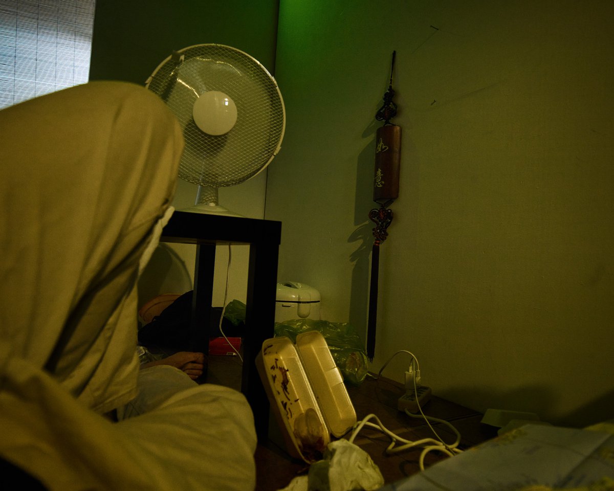 Staged photography – 2021 - Projects - ECAL